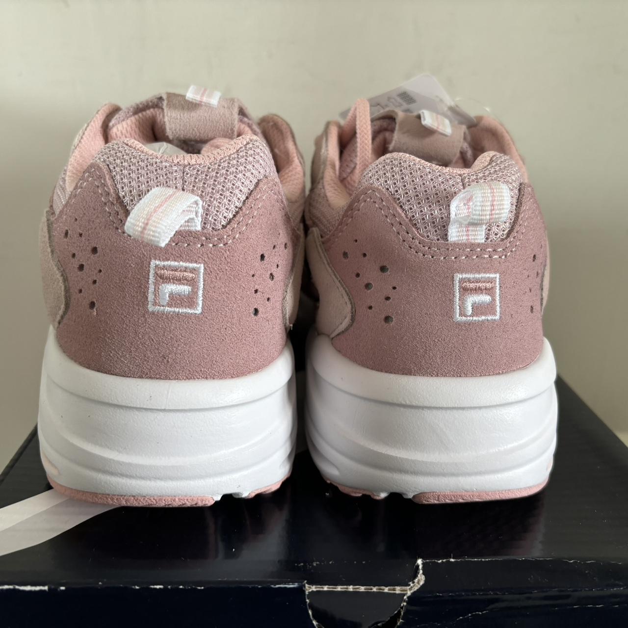 Fails pink runners, never worn with tags & box #fila... - Depop