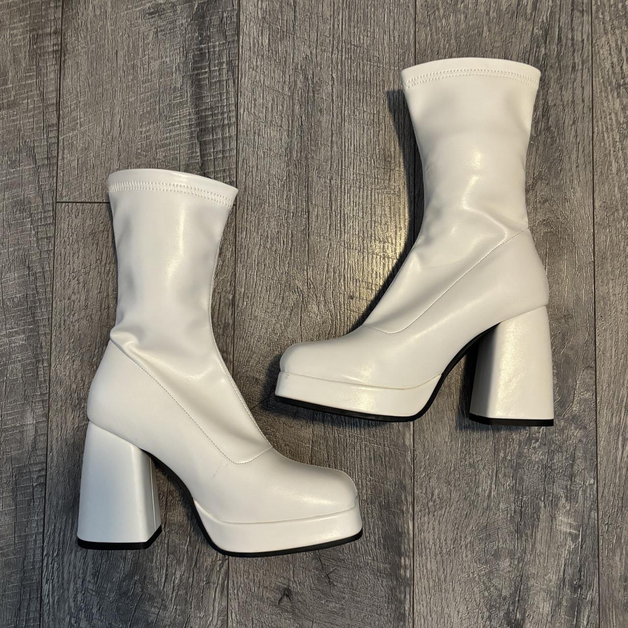 Chunky White Platform Boots Perfect for a bold and... - Depop
