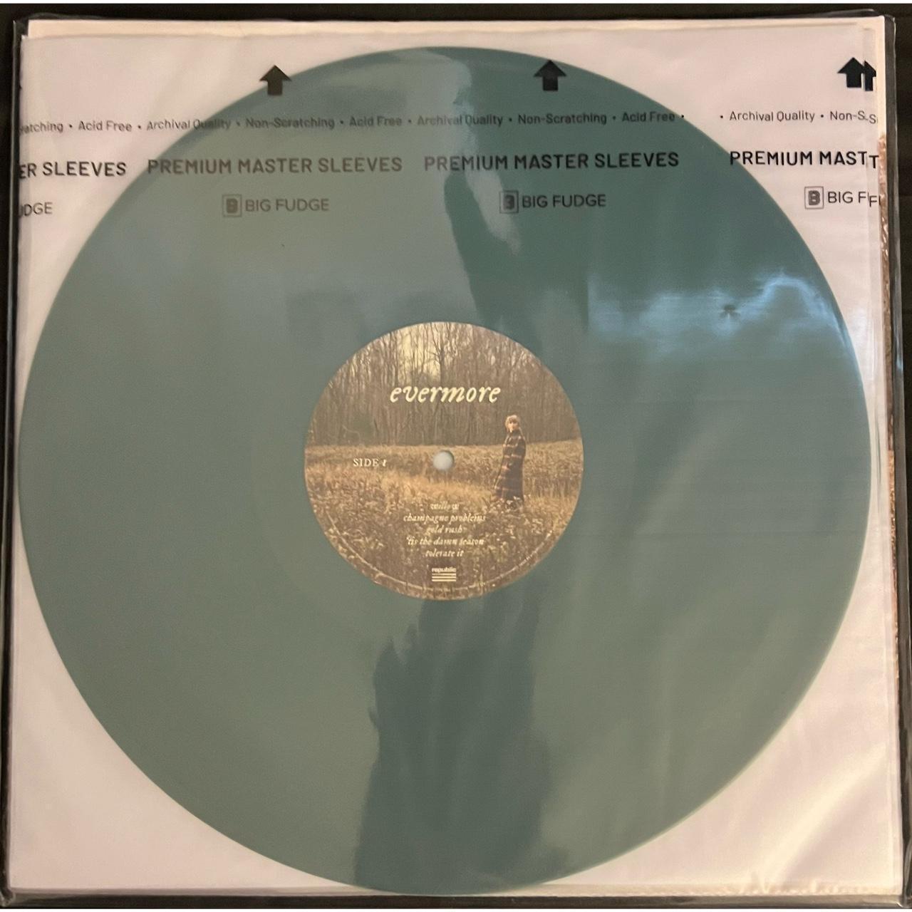 TAYLOR SWIFT EVERMORE VINYL Taylor Swift Evermore... - Depop