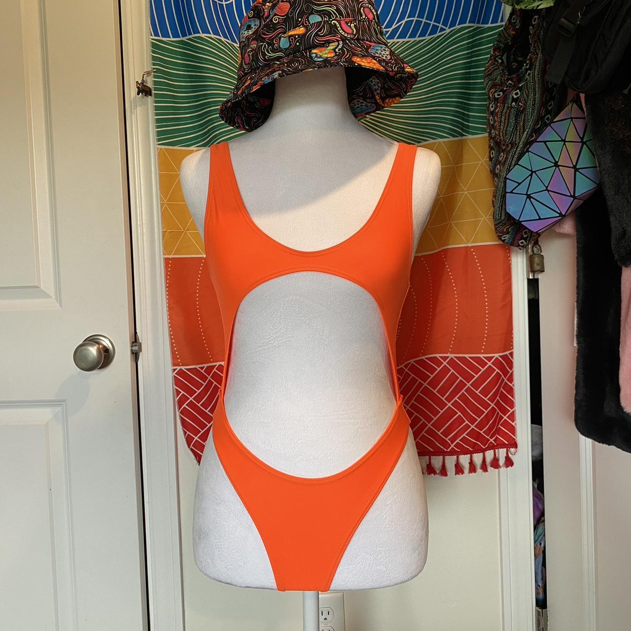 neon orange swim suit🧡🔥 ~size XS-SM ~great for the... - Depop