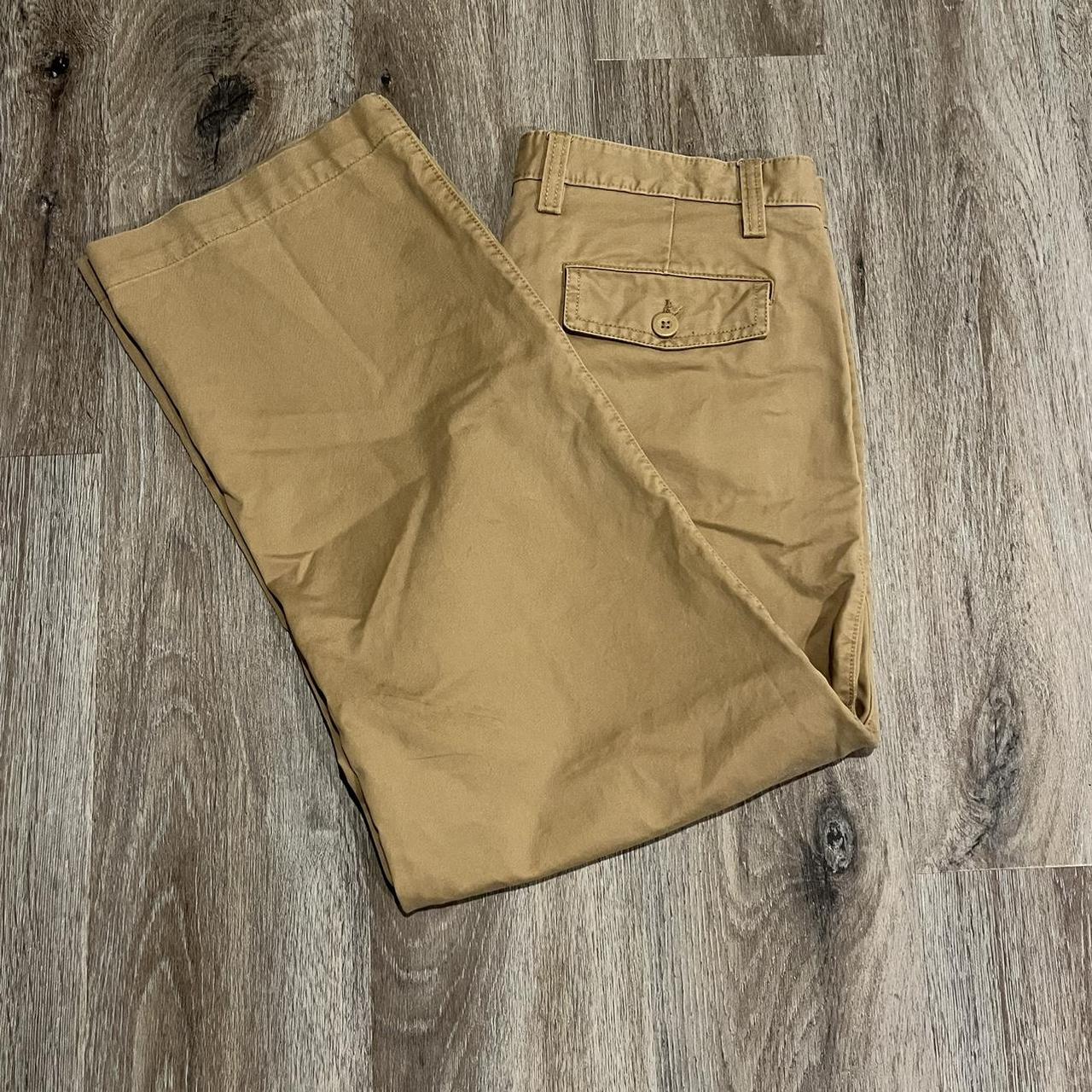 Eddie bauer khakis Size : 35x30 Baggy fit No... - Depop
