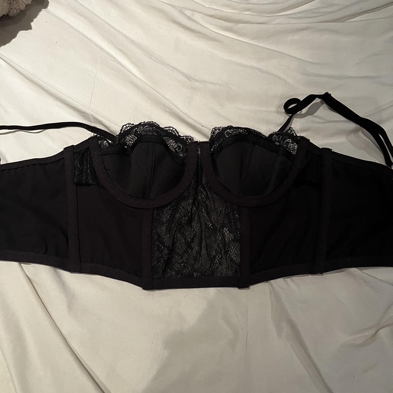 2 primark corsets XS 32B - Depop