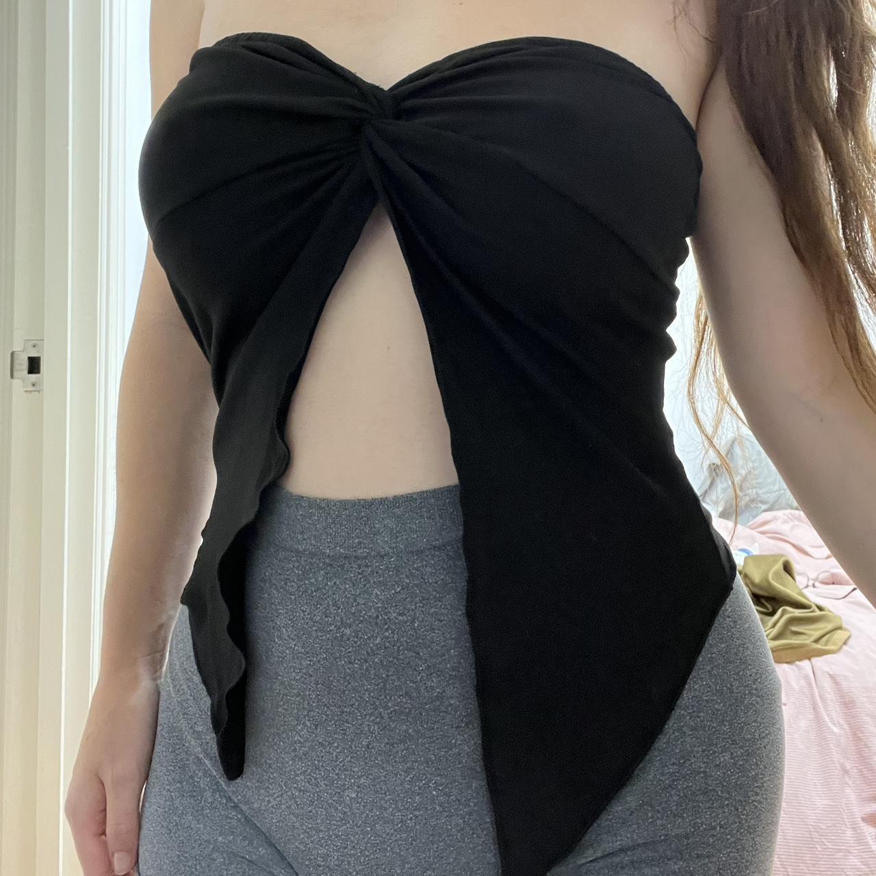 Crop top black Vintage never wore - Depop