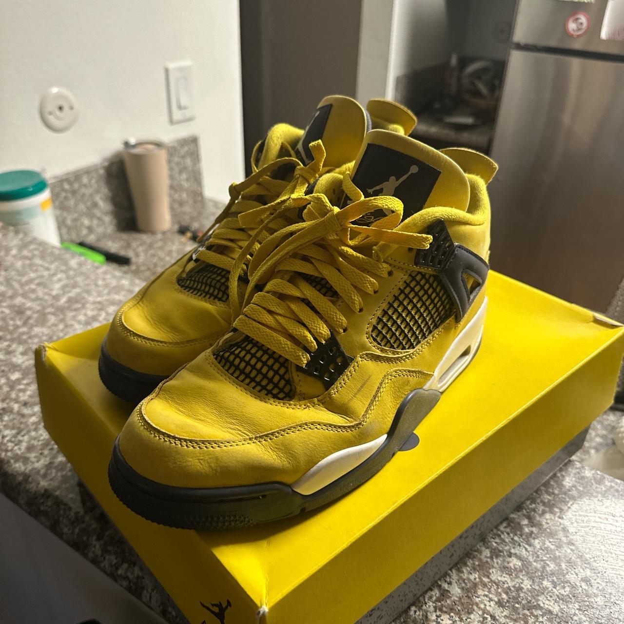 Jordan 4 lightning - Depop