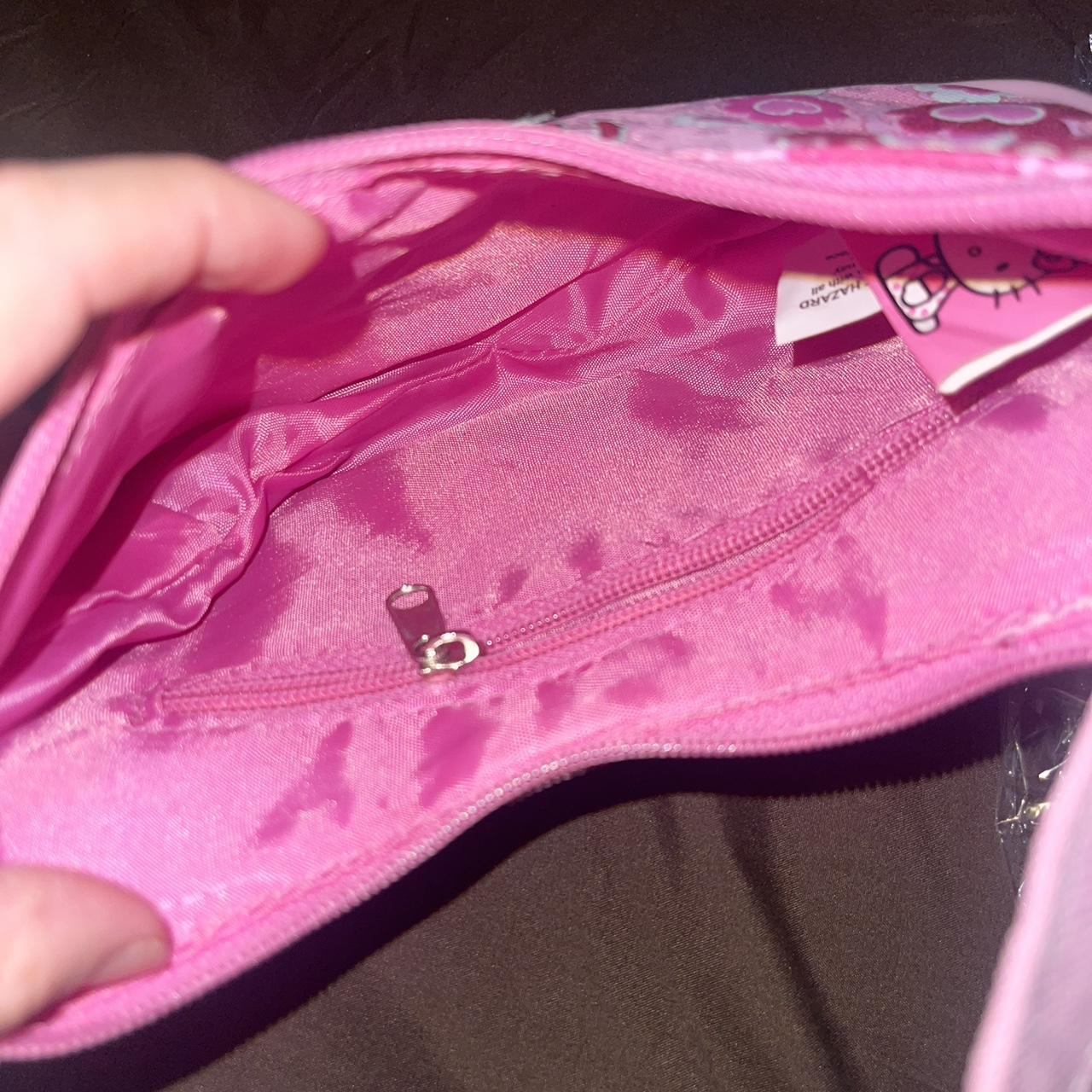 Pink hello kitty purse #hellokitty - Depop