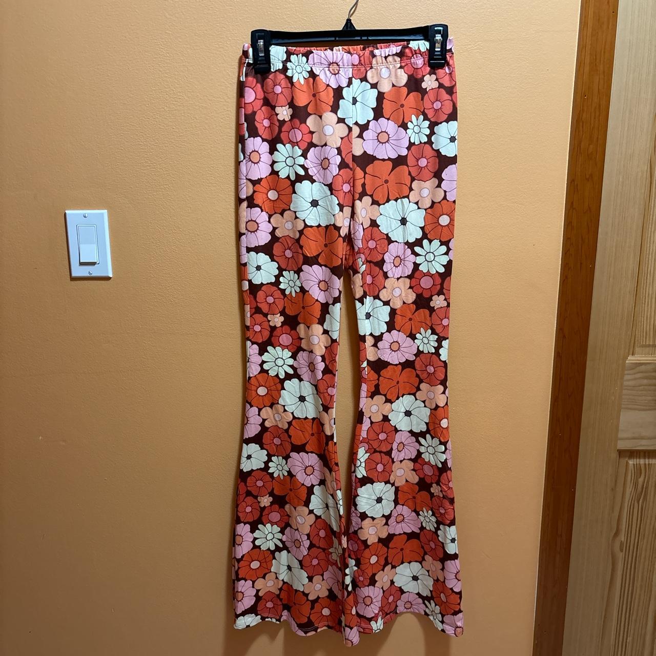 flower design flare pants - Depop