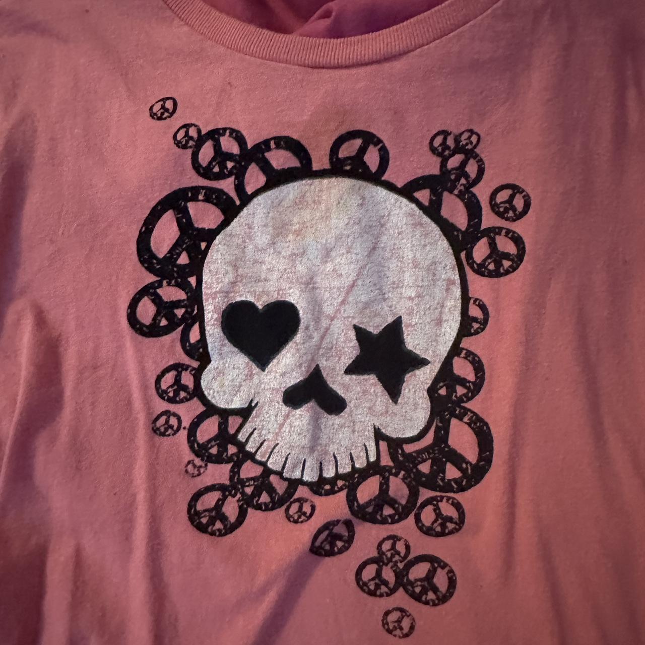 Vintage skull tee size large defects fading... - Depop