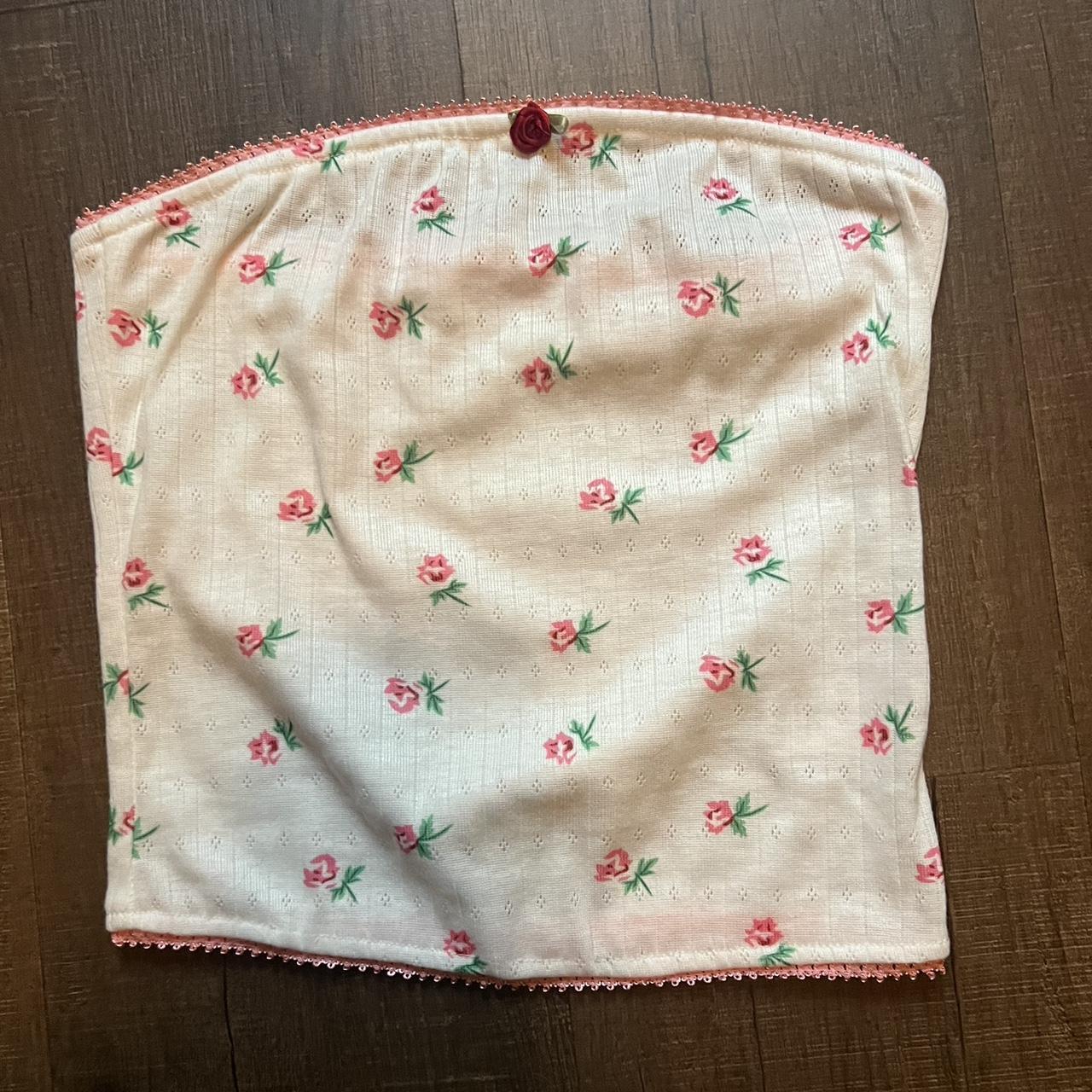 Strapless rose tube top, small however fits more... - Depop