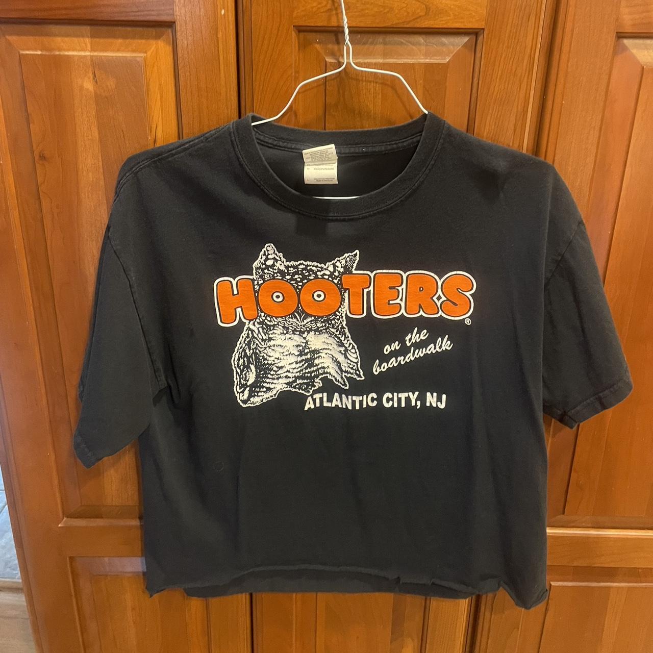 large hooter shirt - Depop