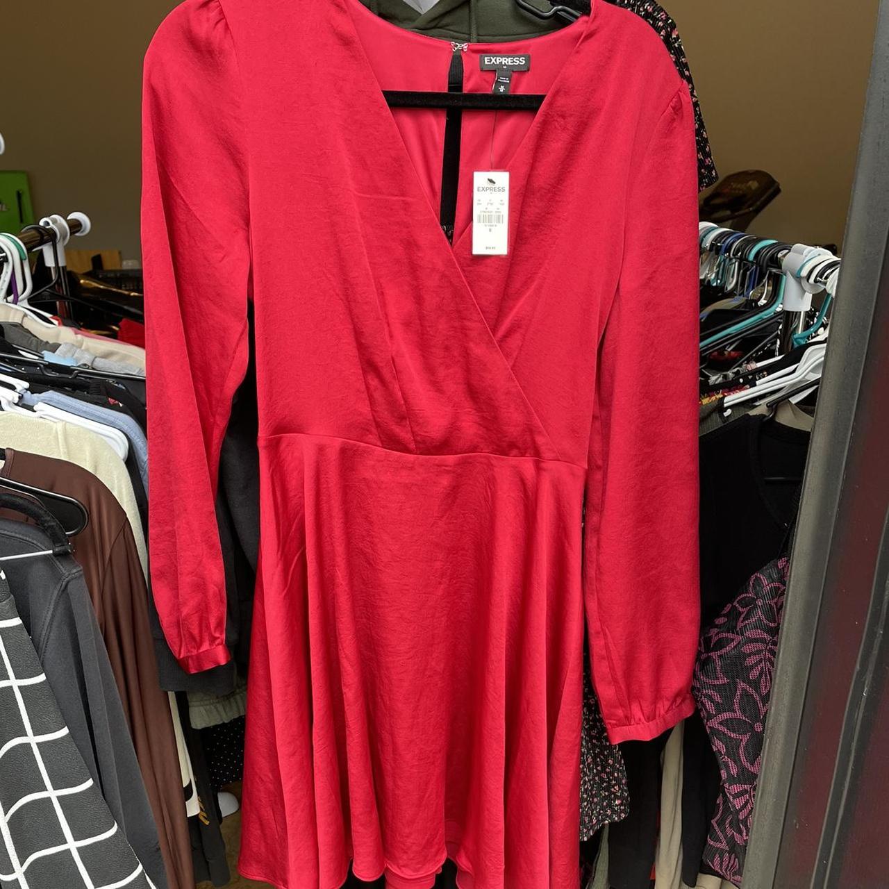 Express Dress Apple red new - Depop