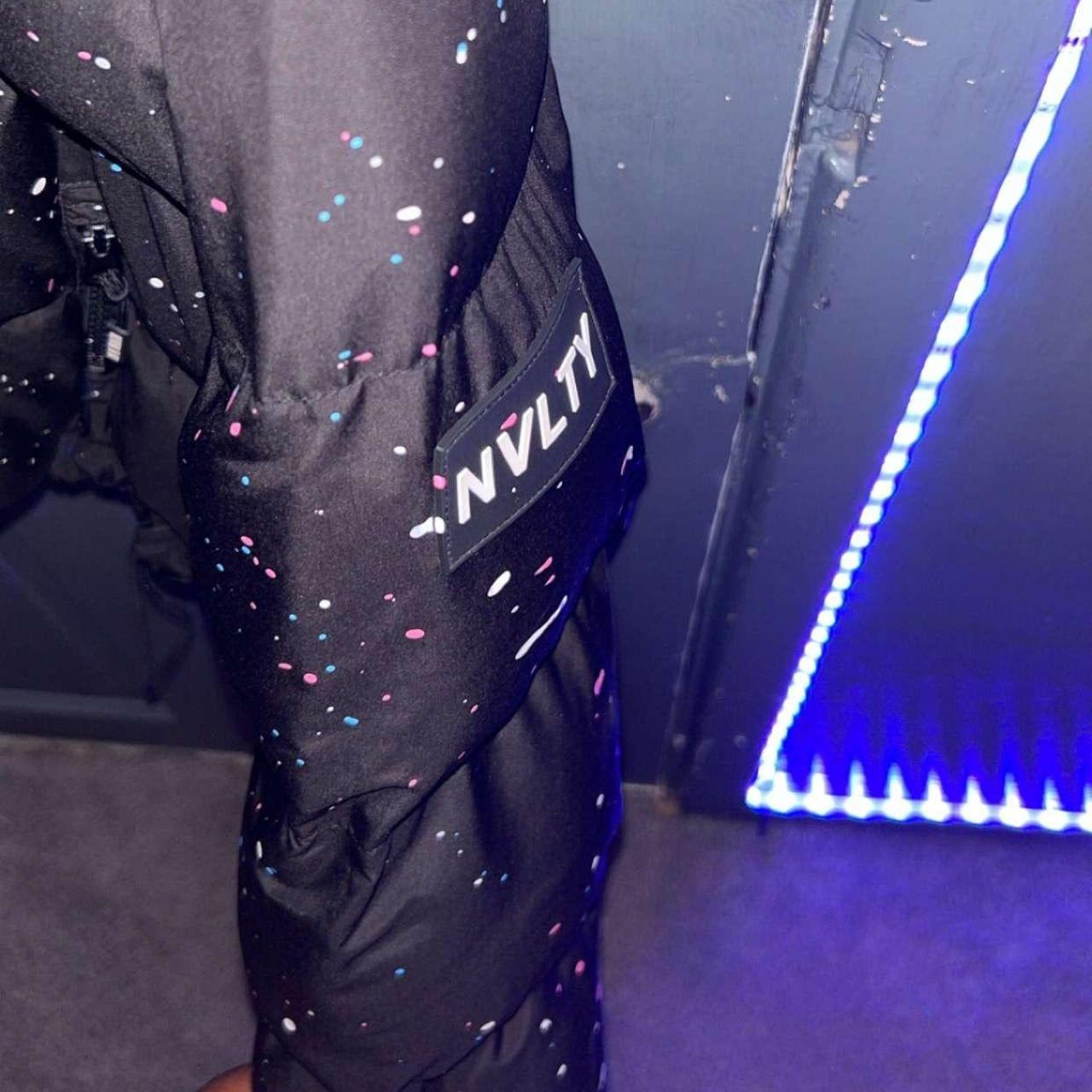 Women’s NVLTY black puffer jacket - Depop