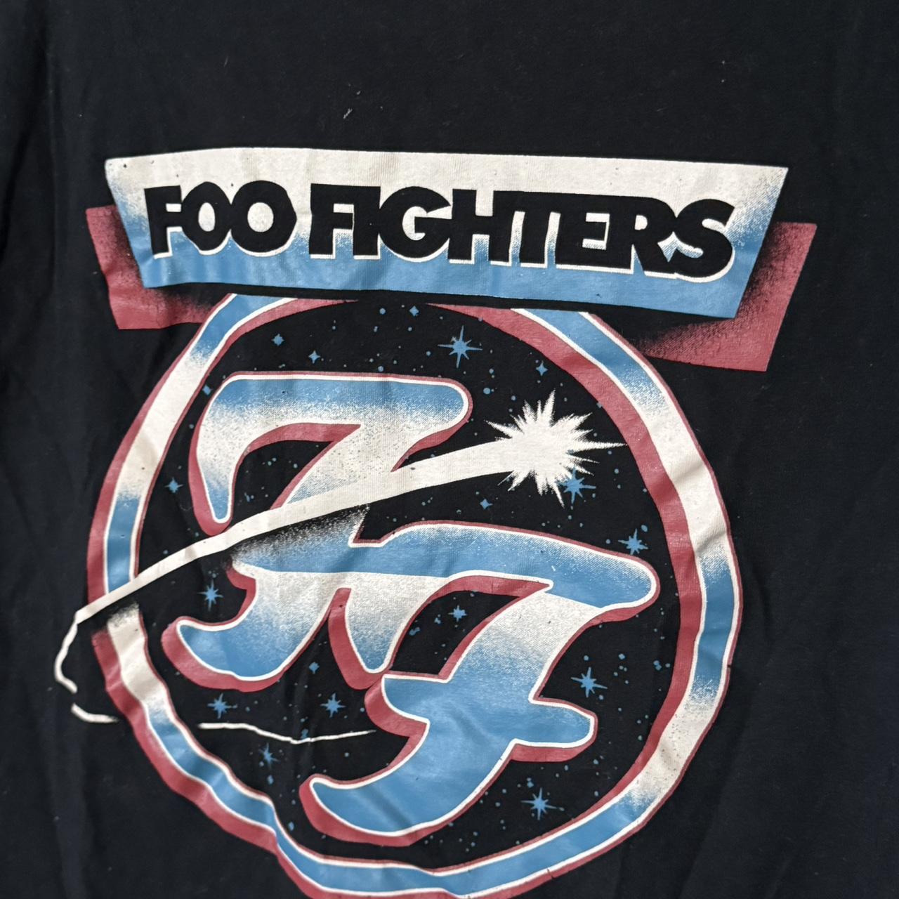FOO FIGHTERS graphic tee - Depop