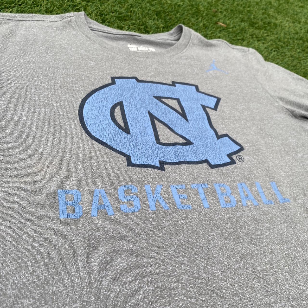 Nike UNC Basketball T-Shirt Decent Condition | Calm... - Depop