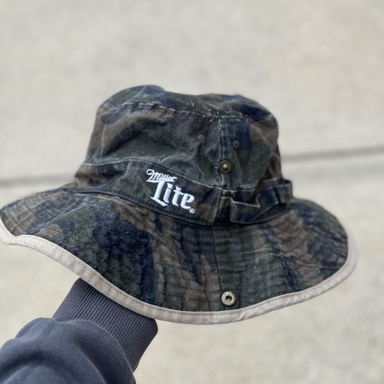miller lite hat good condition - Depop