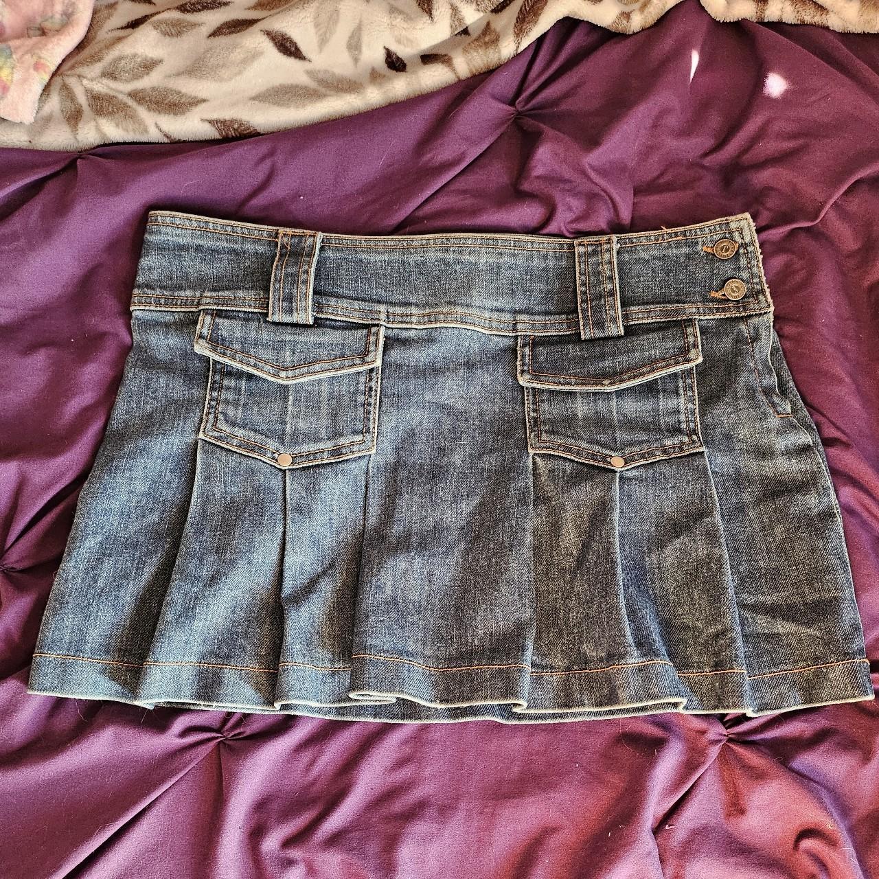 Juicy Cutore Denim Pleated Skirt Size Large Waist Depop