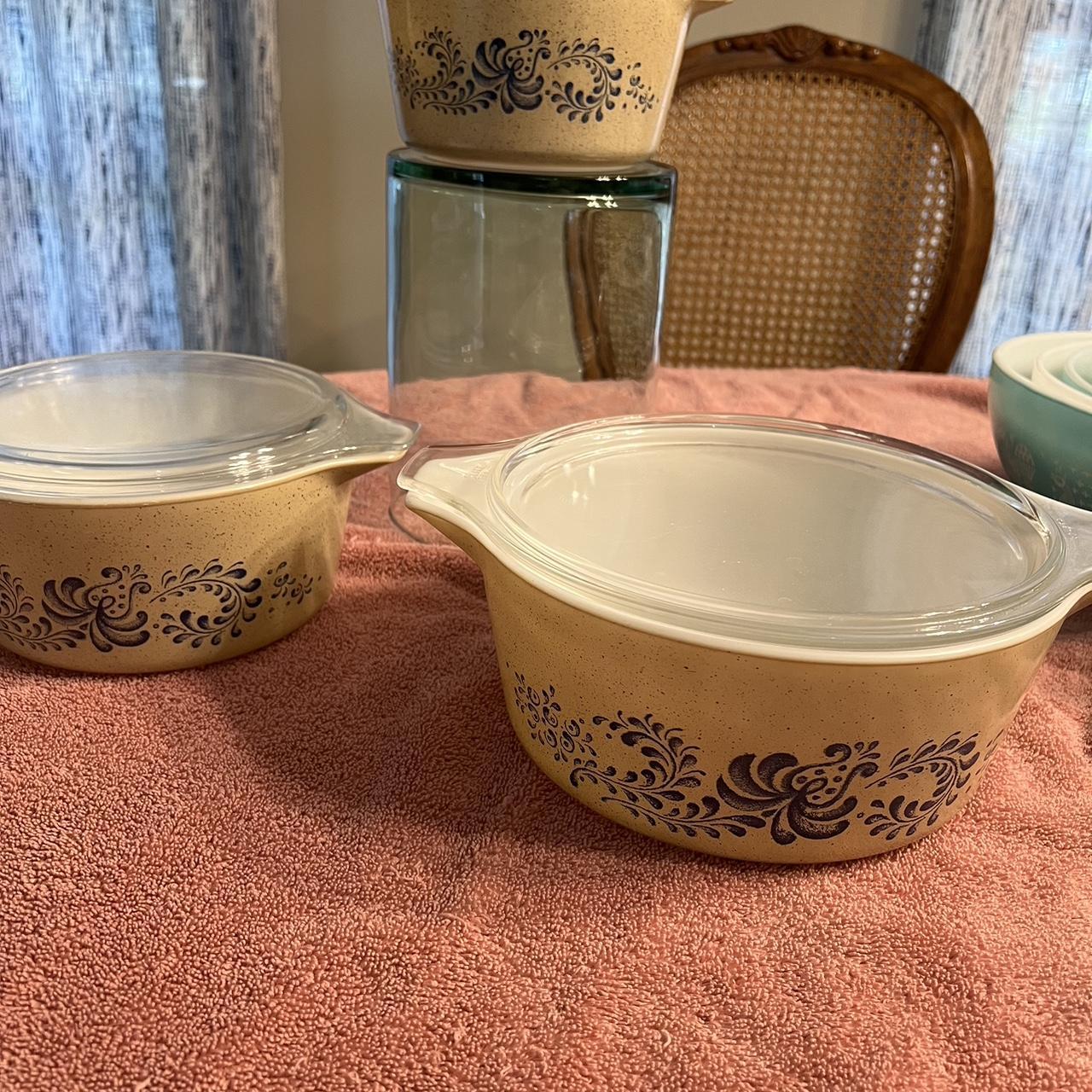 Vintage Pyrex set of 3 with Original lids. These... - Depop