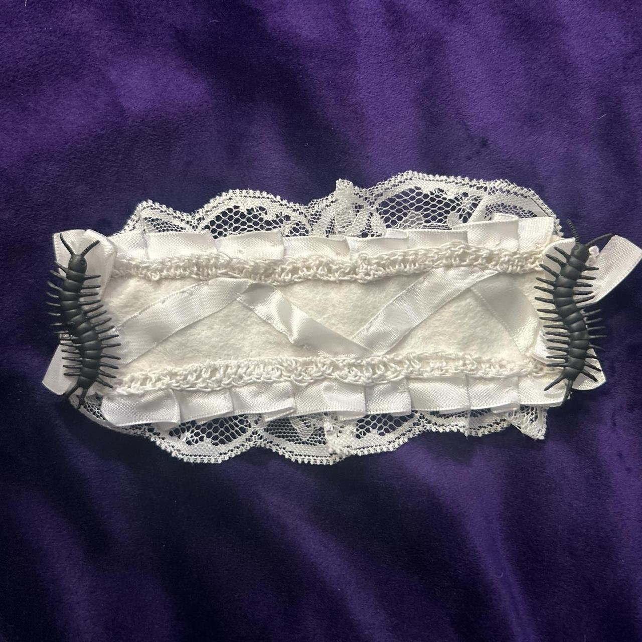 ‿͞‿͞‿͞‿͞‿͞‿͞ ୨୧‿͞‿͞‿͞‿͞‿͞‿͞ Lace up centipede hair... | Depop