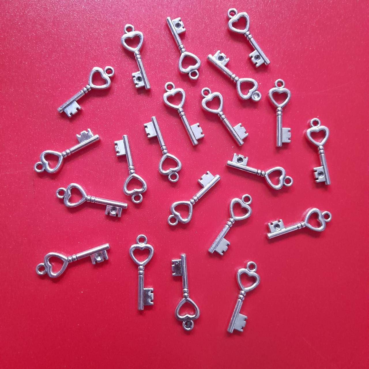 10pcs charms key lock silver plated pendants.... - Depop