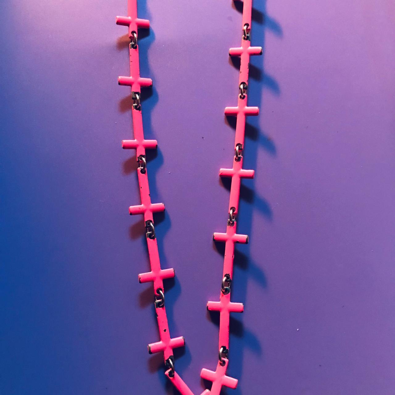 Ladies long pink metal chain. Length 46cm. - Depop