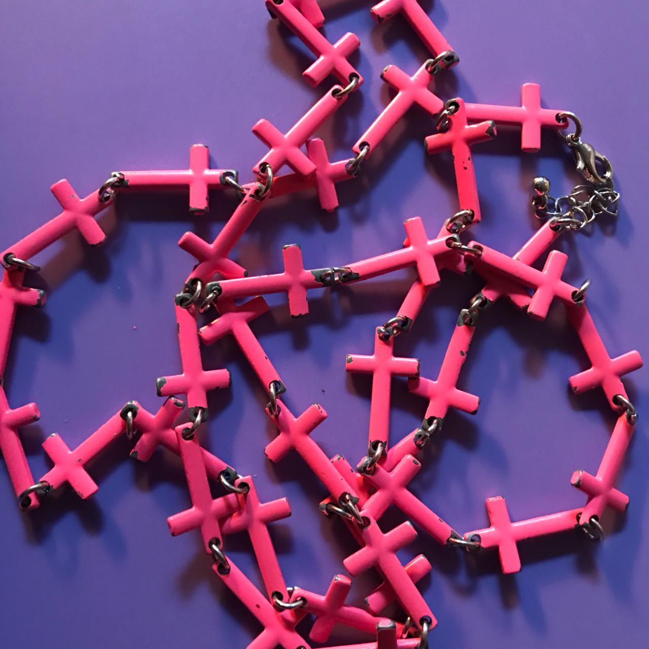 Ladies long pink metal chain. Length 46cm. - Depop