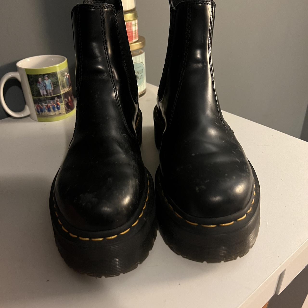 Dr. Martens - 2976 Smooth Leather Platform Chelsea Boot - Depop