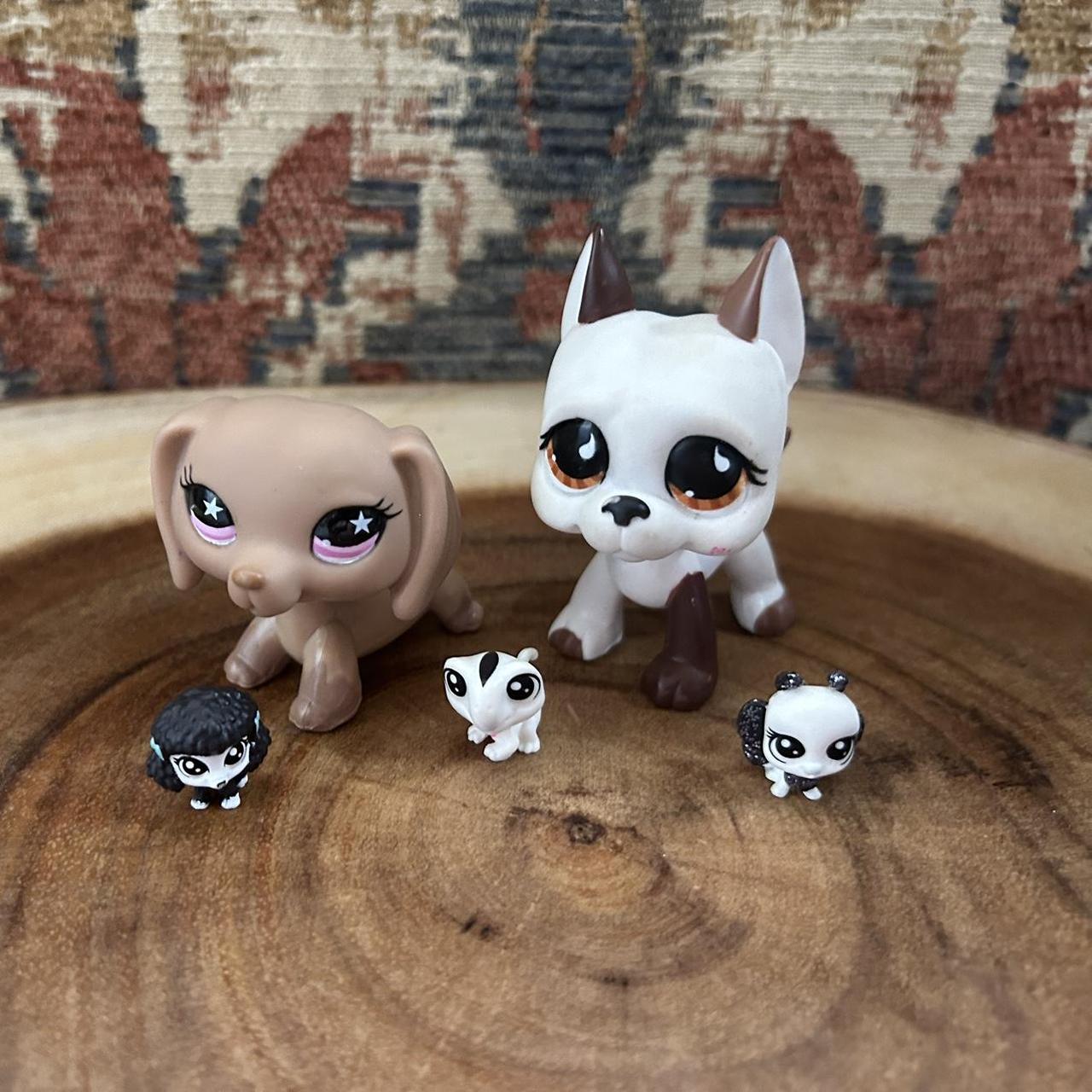 LPS Lot -Rare LPS -Full Mommy and Baby Set -Winter... - Depop