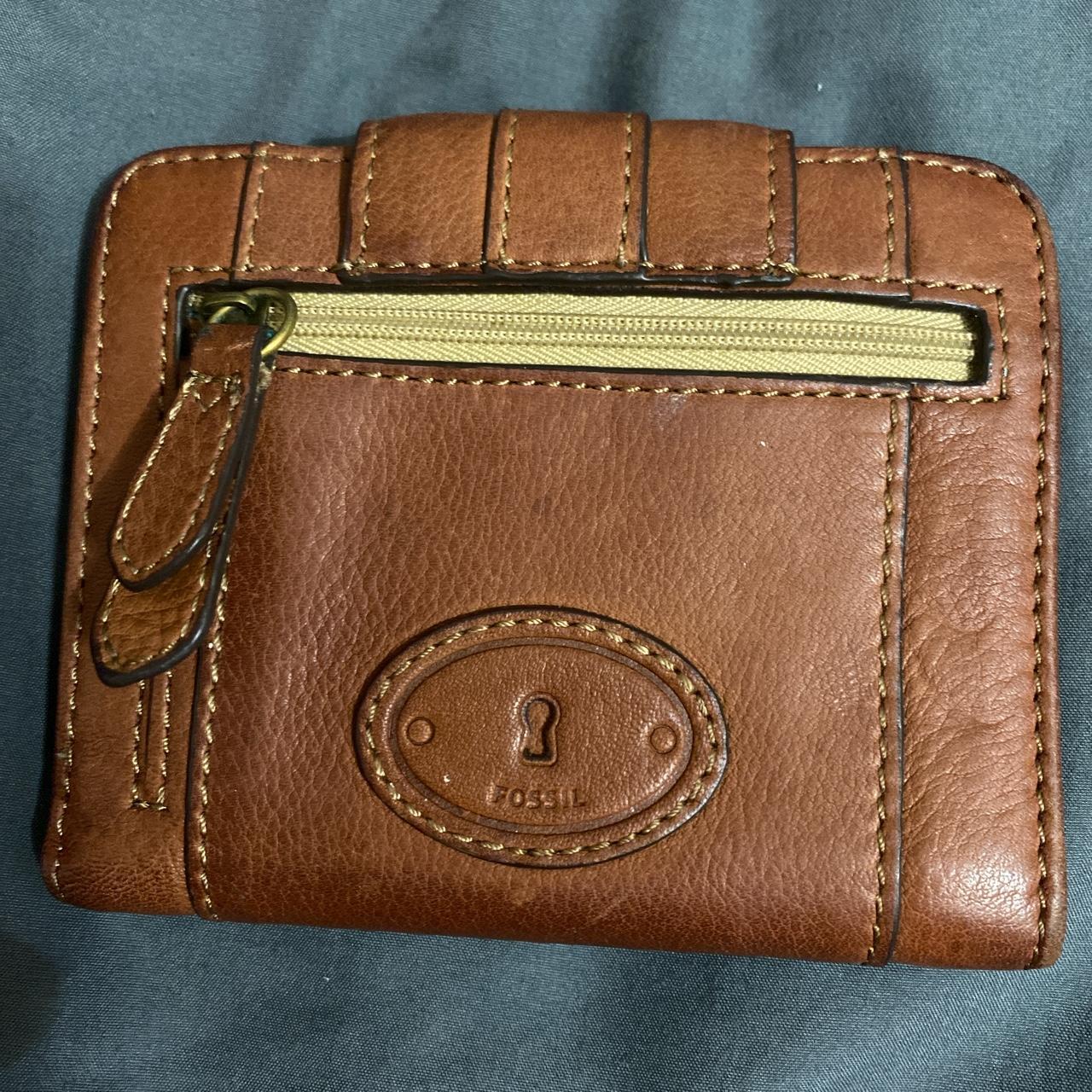 Fossil wallet - Depop