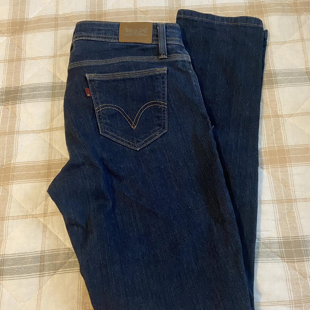 Levi’s 529 curvy skinny leg women’s jeans size 4.... - Depop