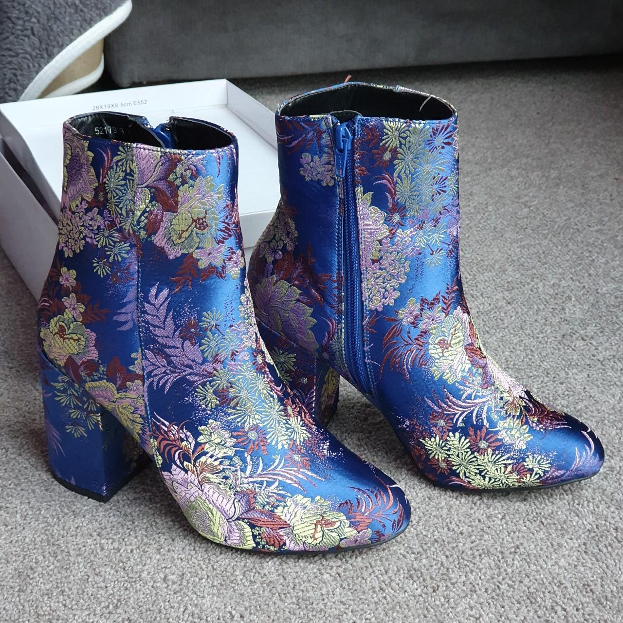 Women's new look boots size 5 - Depop