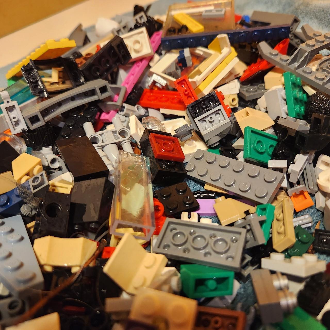 LEGO Lot + 1 Minifigure, Assorted 1 Lb Of Legos... - Depop