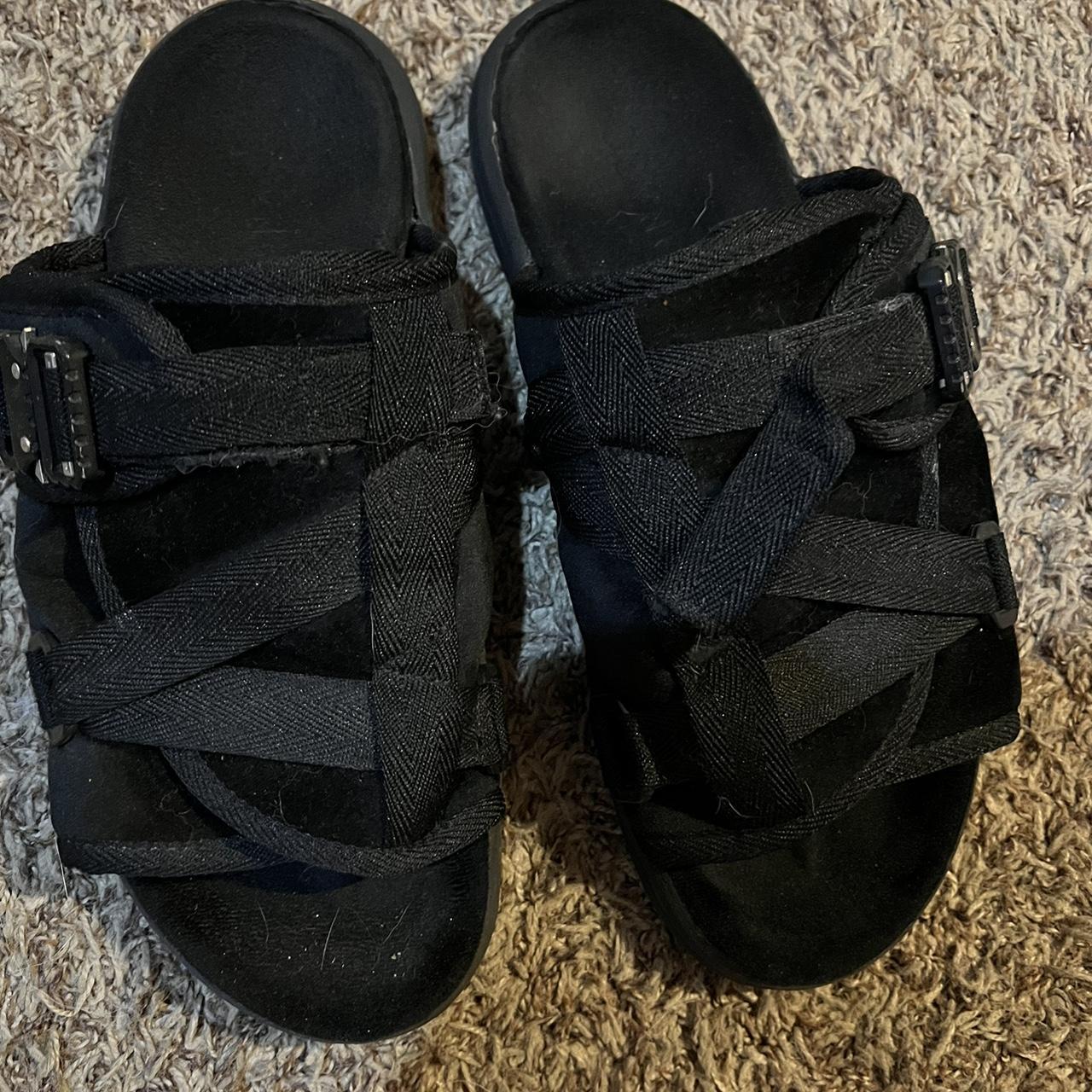 DRACO SLIDES size 11-12 ima 11.5 and it fits good ... - Depop