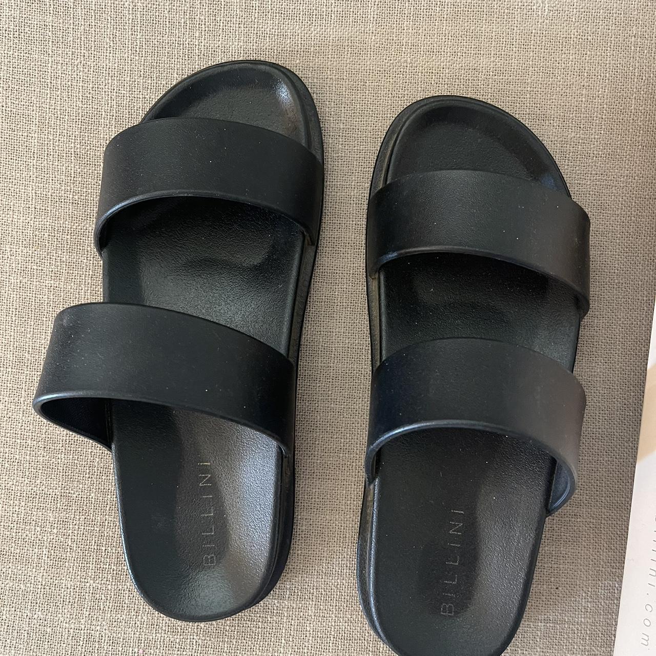 Billini Xandy slides Black size 7 Barely worn, in... - Depop