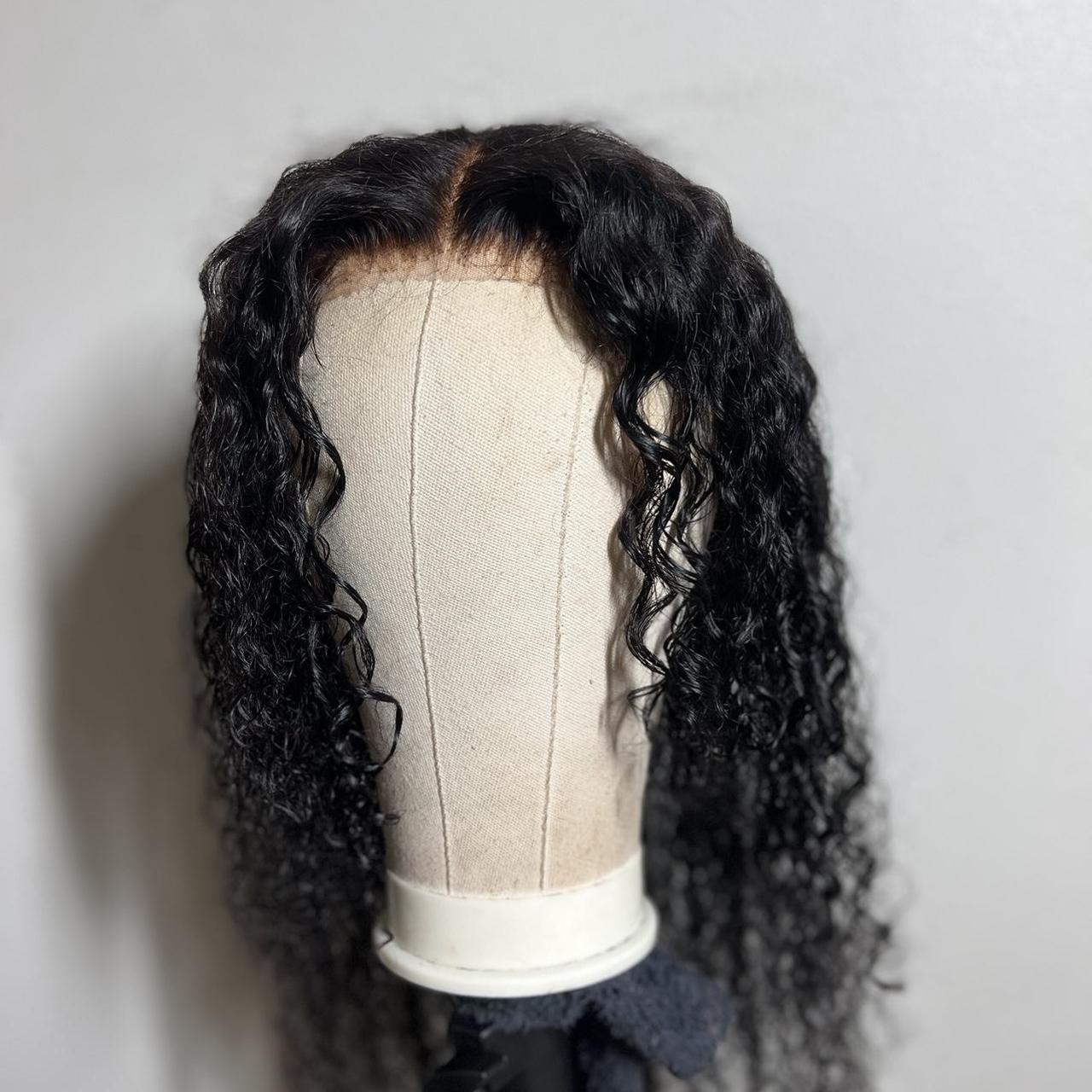 UESD WIG 28 inch kinky, frontal , curly pre-bleached... - Depop