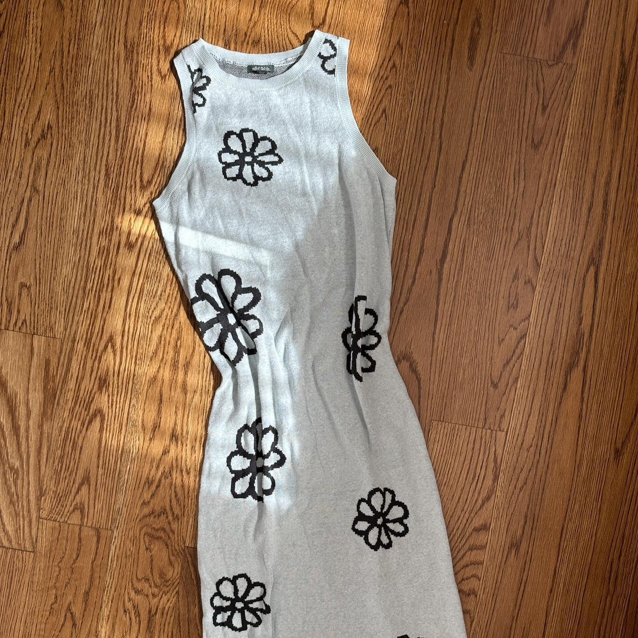 Wild fable knit maxi dress with a cute floral pattern - Depop