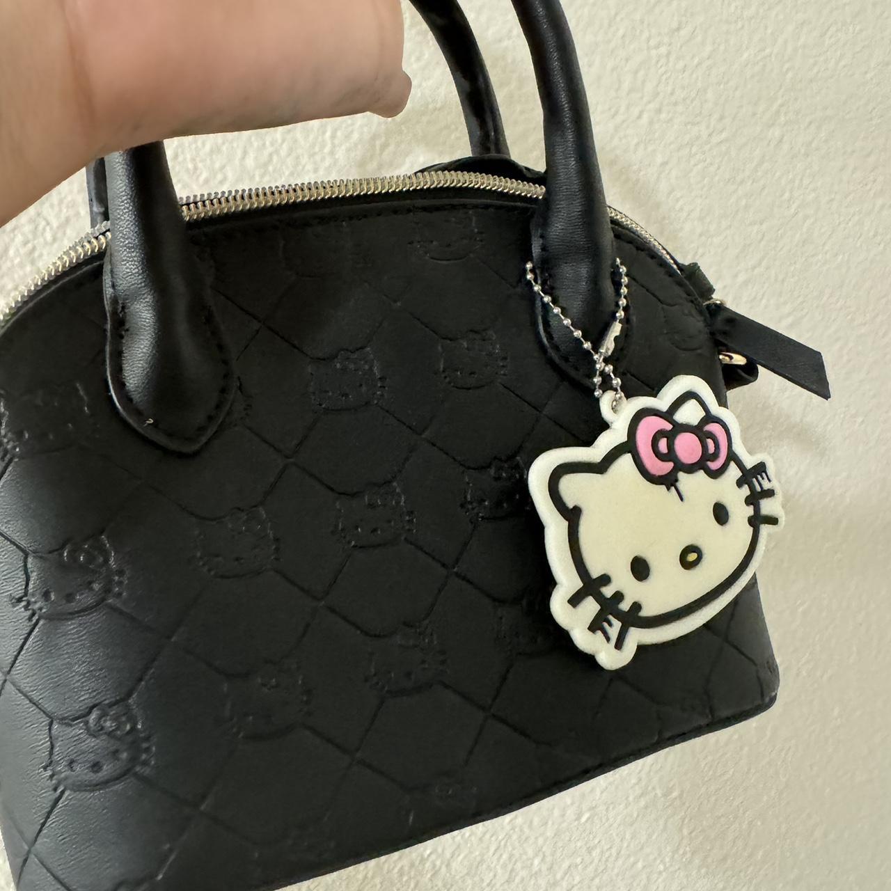 hello kitty mini bag - Depop