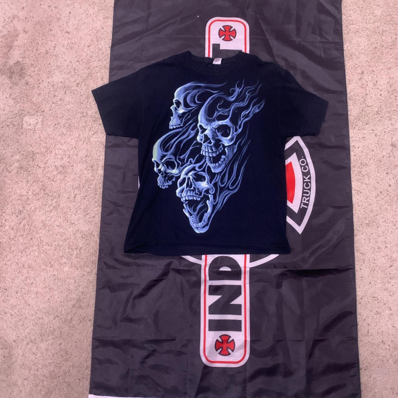 XL Y2K Grunge Blue Skulls shirt - Depop