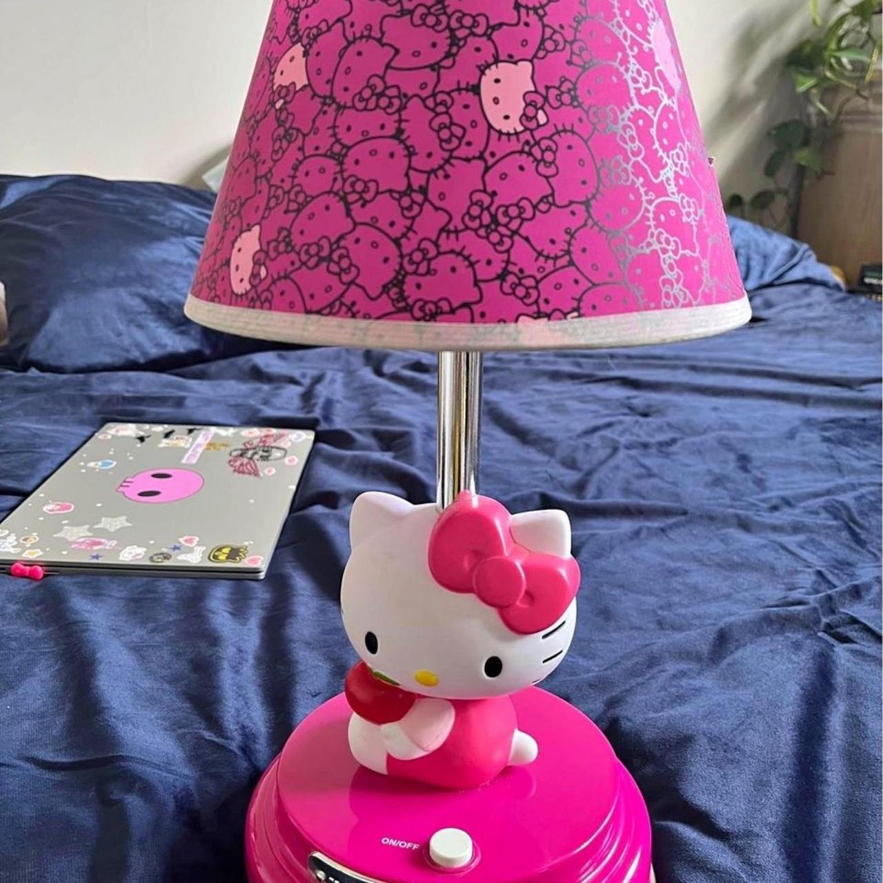 Hello Kitty Lamp 💖 Message me before purchasing !! - Depop