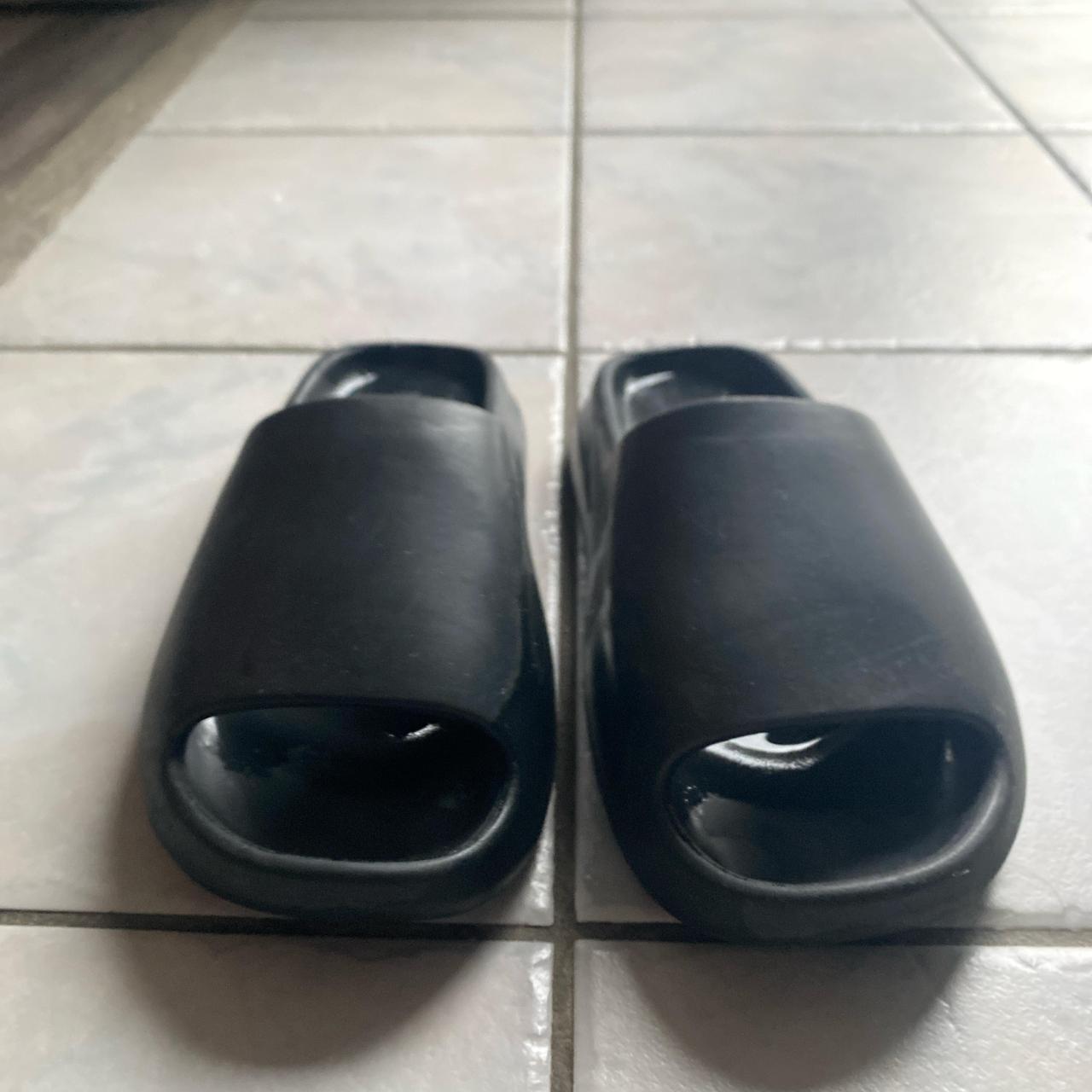 yzy adidas slides no box offers send! 🎀 no... - Depop