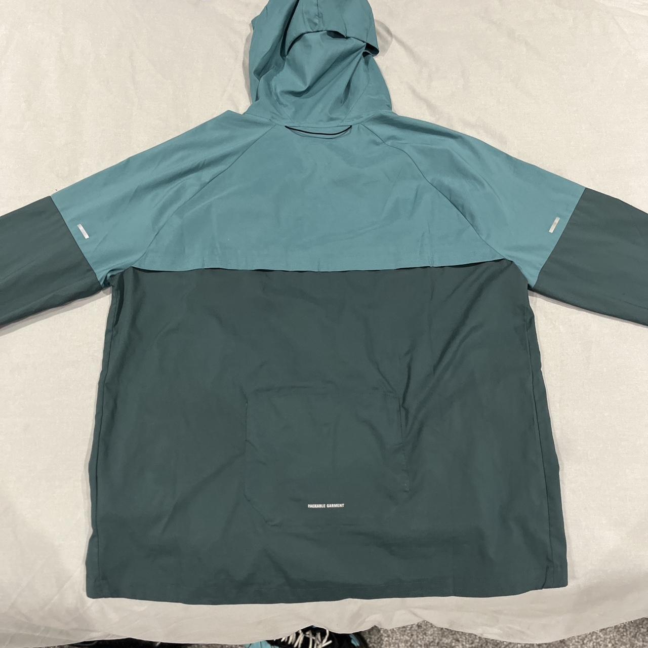 Nike Windrunner Cyan/Teal Size M Great Condition -... - Depop