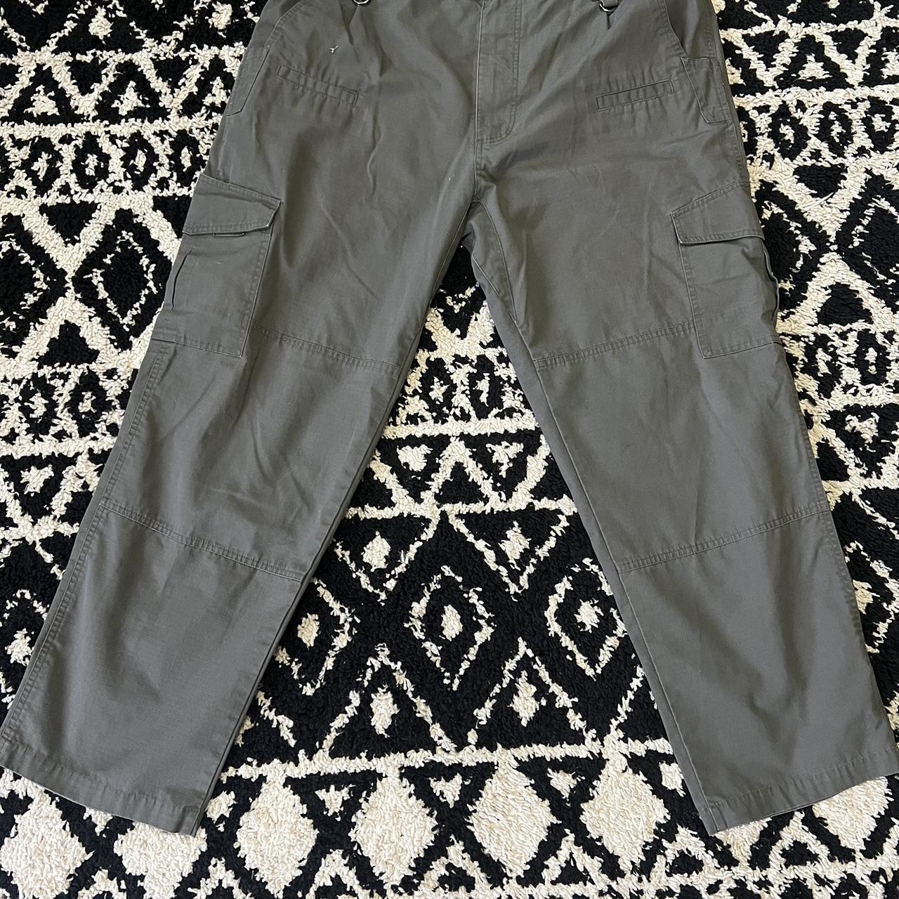 CQR Cargo Pants - Depop