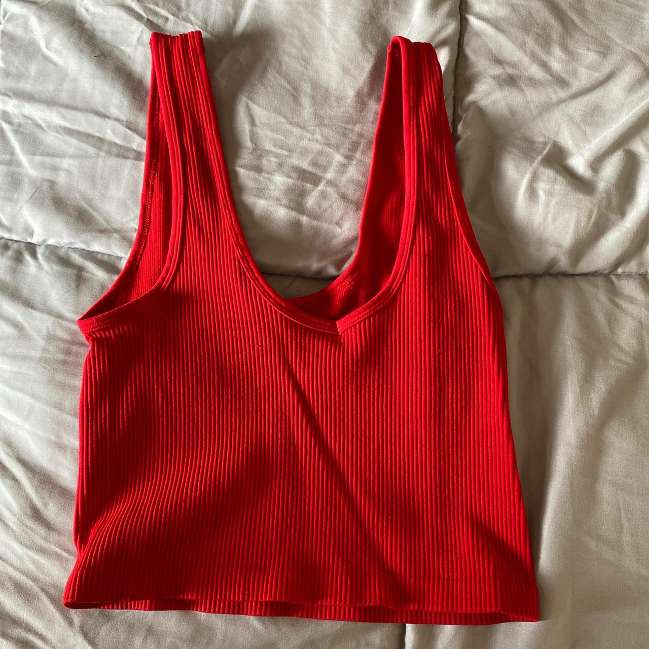 Red ribbed tank top Soze: S/M - Depop