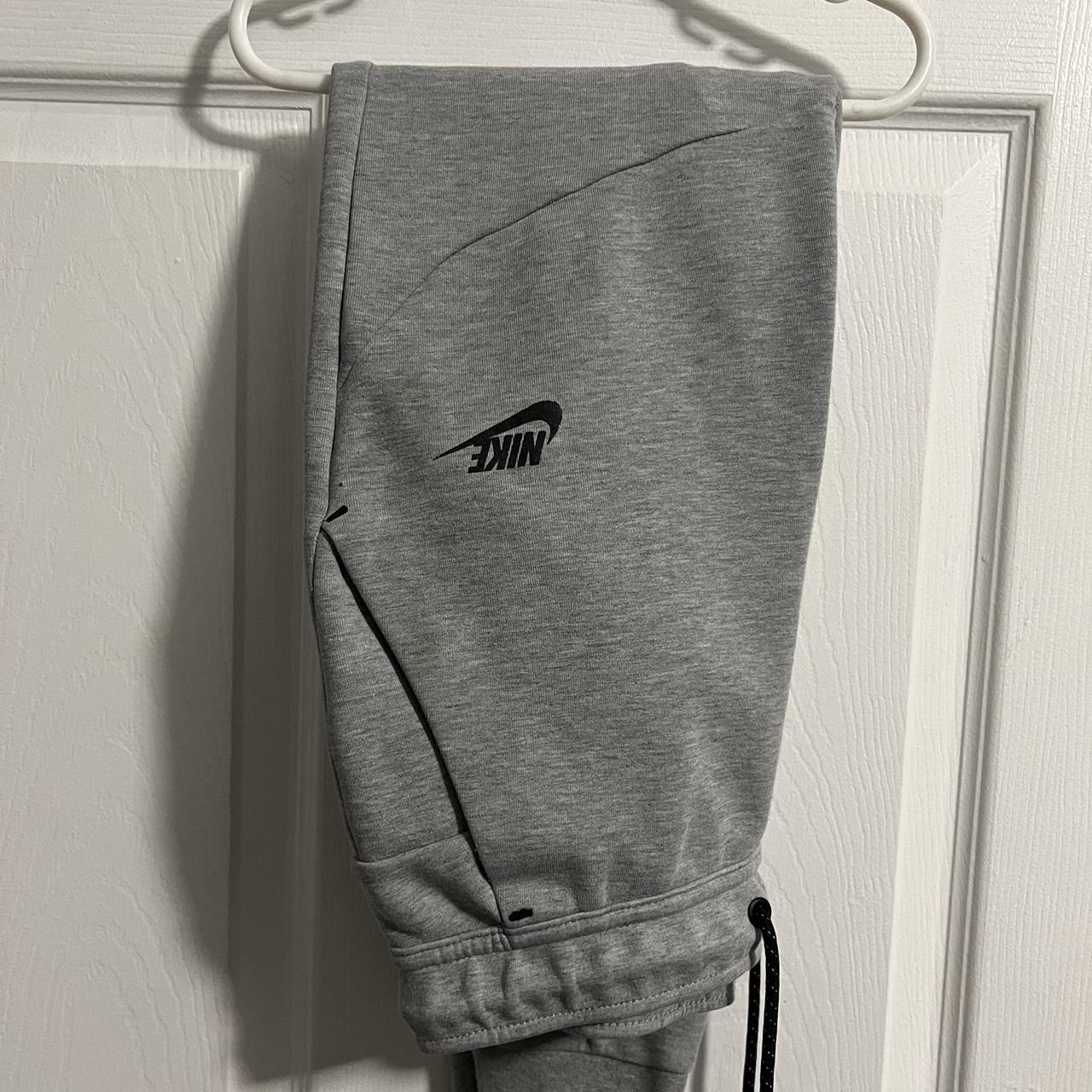 Gray Nike Tech Fleece Pants XS - Depop