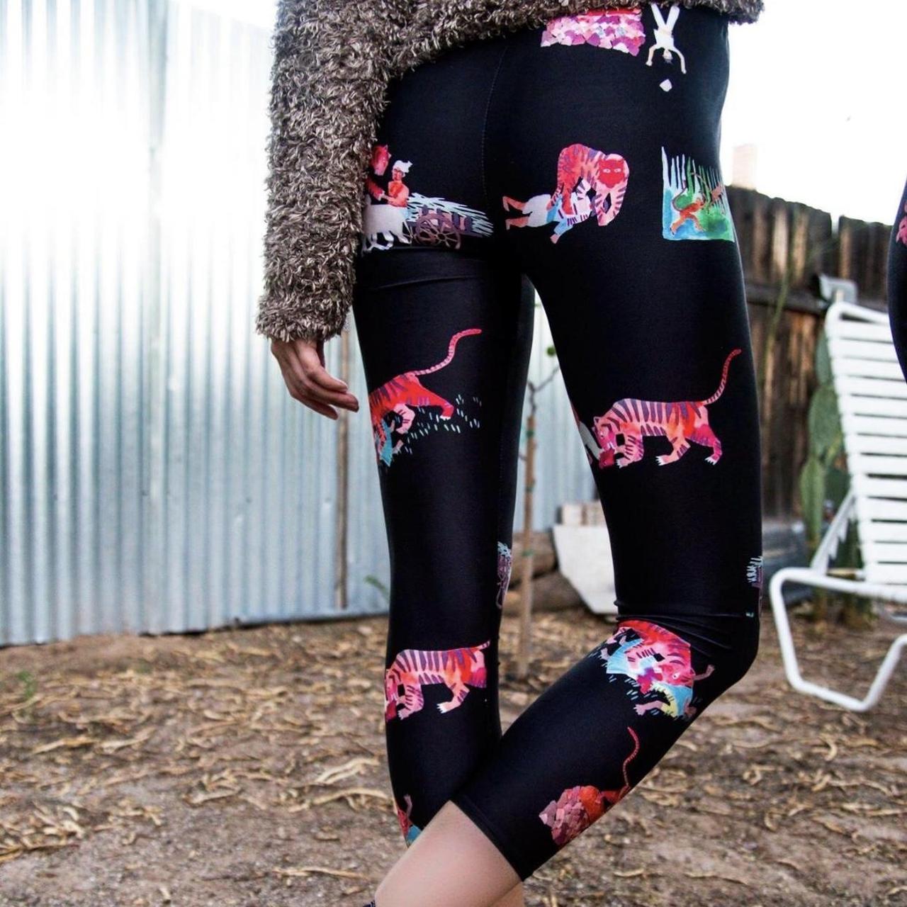 Manik Raj Nakra “Tigering” art print leggings in... - Depop