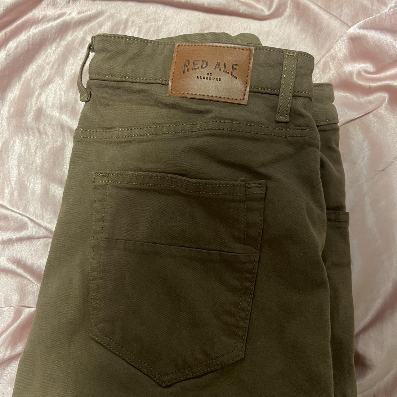 red ale 34 32 slim jeans in good condition - Depop