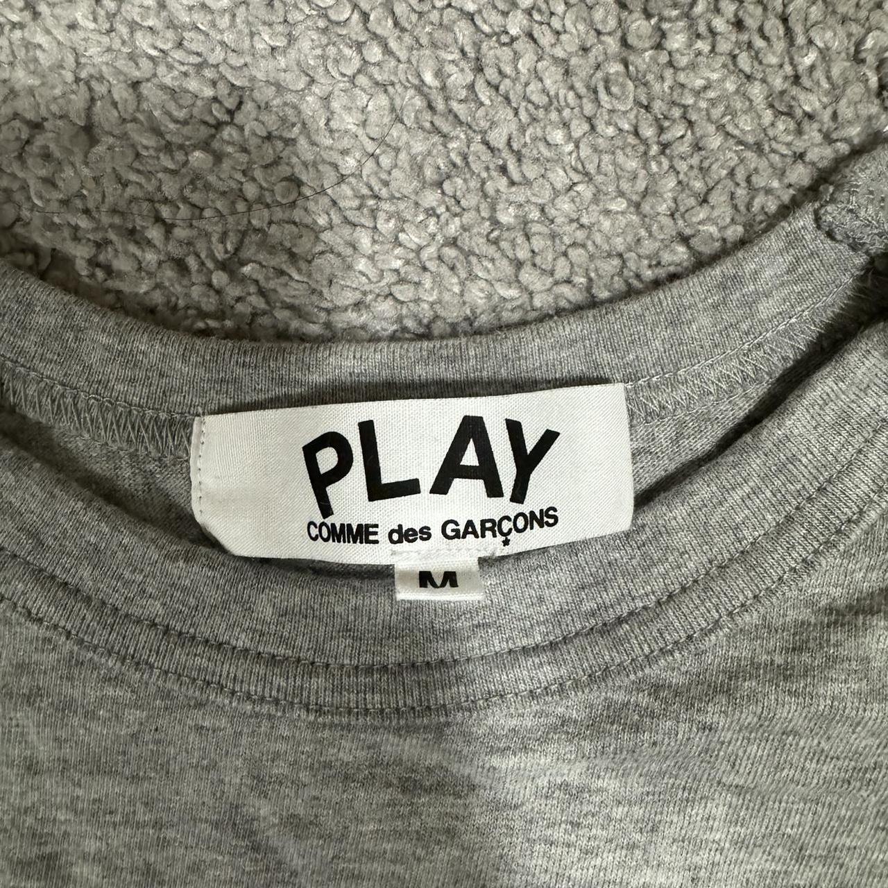 Size Medium Grey CDG t-shirt - Depop