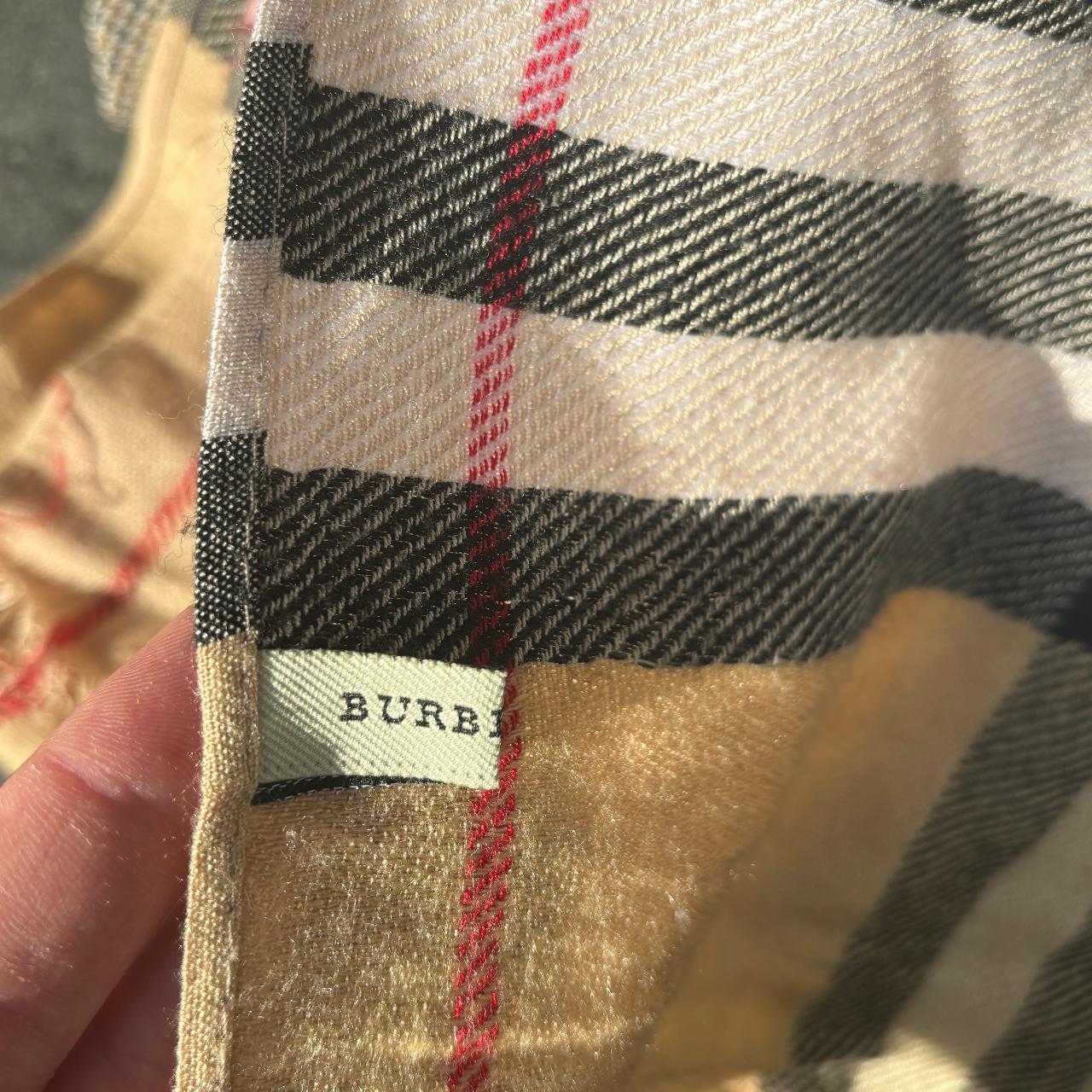 authentic burberry scarf - Depop