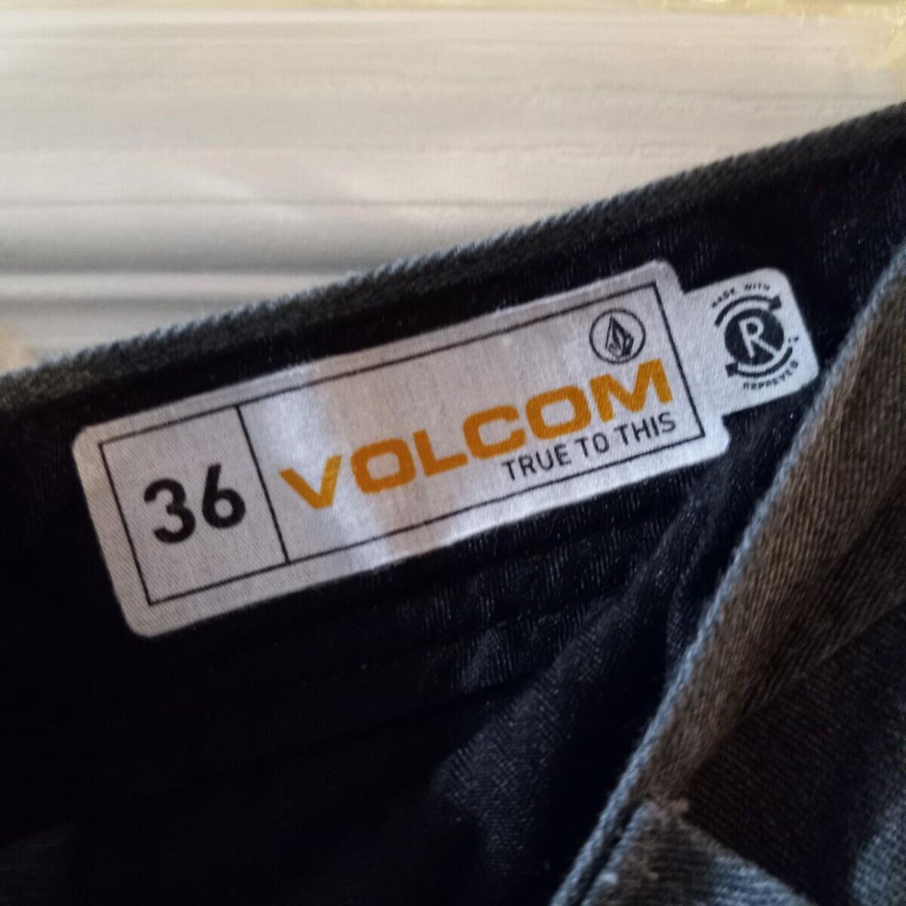 Volcom Men Shorts Size 36 Gray Length top to bottom:... - Depop
