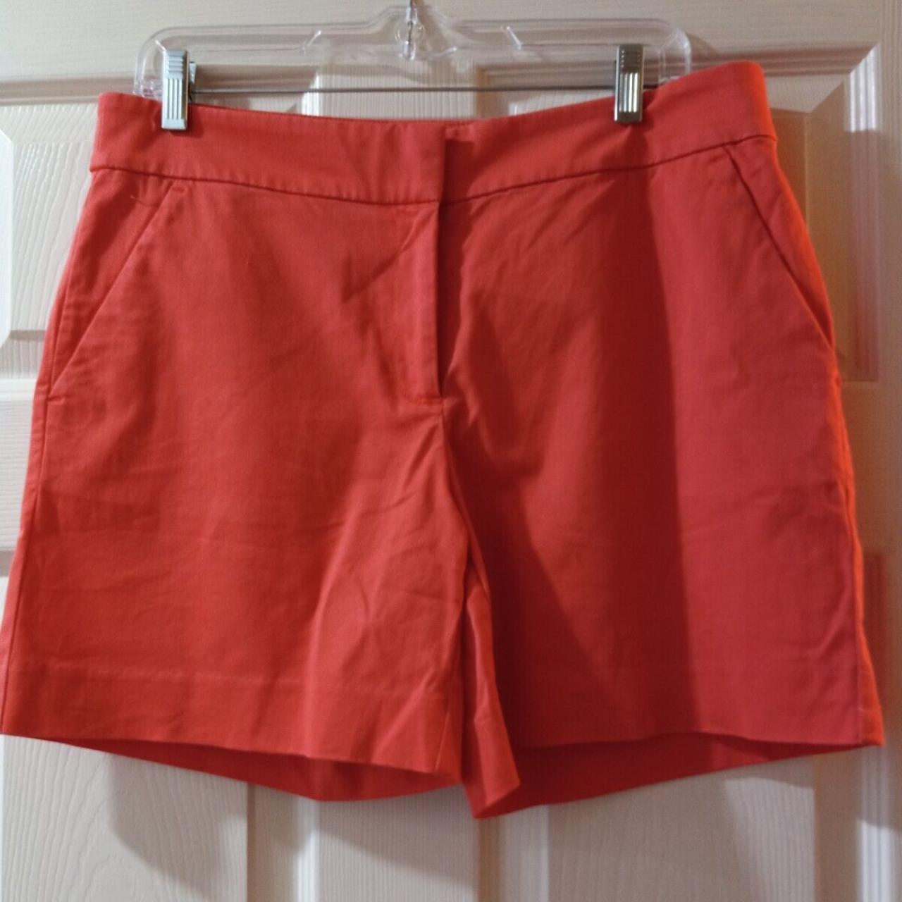 Loft Women Shorts Size 6 Shade of pink color Waist:... - Depop