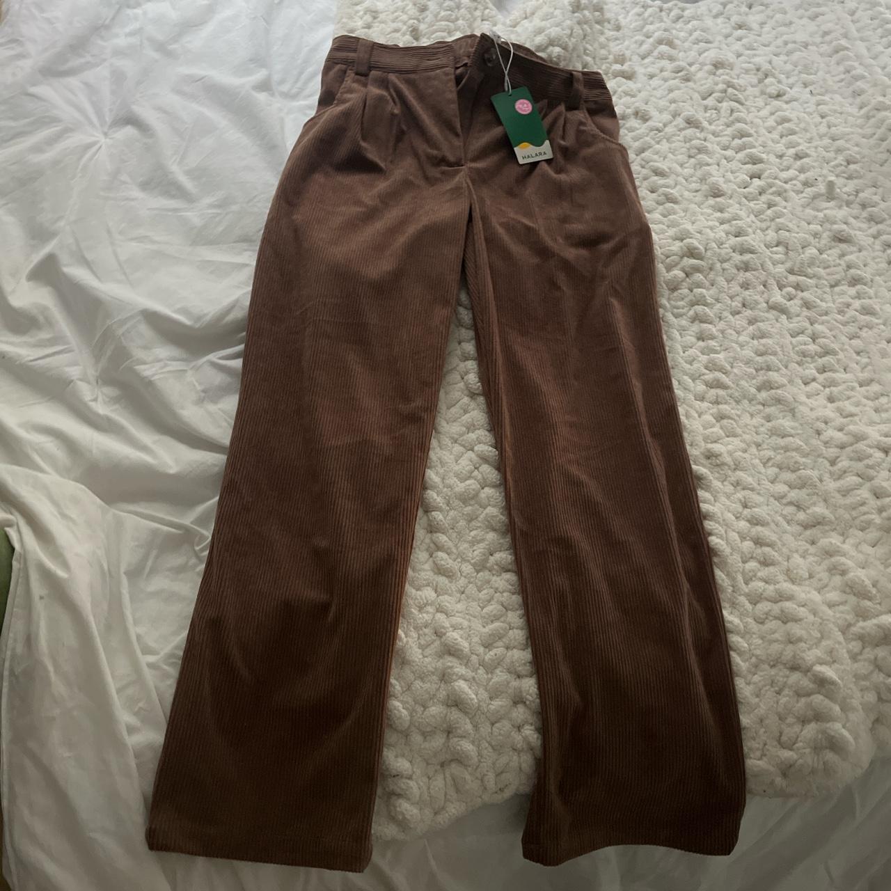 medium halara brown pants *brand new with... - Depop