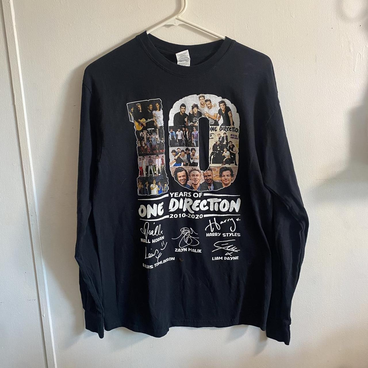 10 years of 1d shirt 🥹 bought from etsy on their 10... - Depop